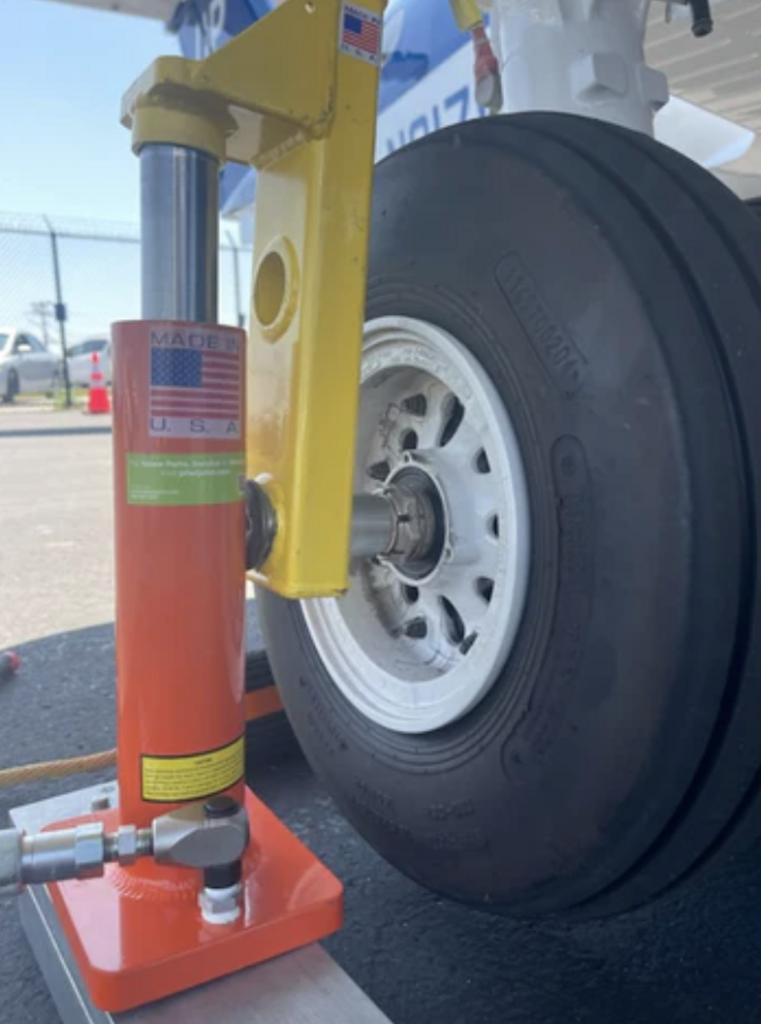 Shop King Air 300 / 350 Main Gear Axle Jack Kit - Bogert 30M-B300/350-K ...