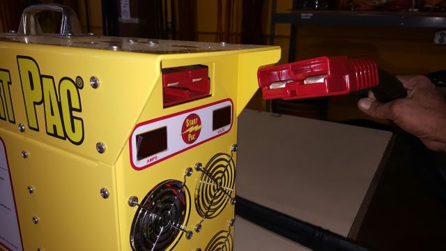 START PAC 53300 – 28V DC Single-Phase Portable Power Supply – 300A ...