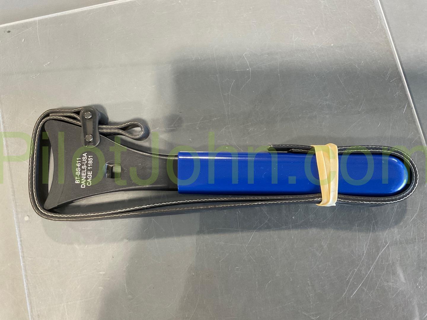 Shop DMC BT-BS-611 - Strap Wrench | Pilot John