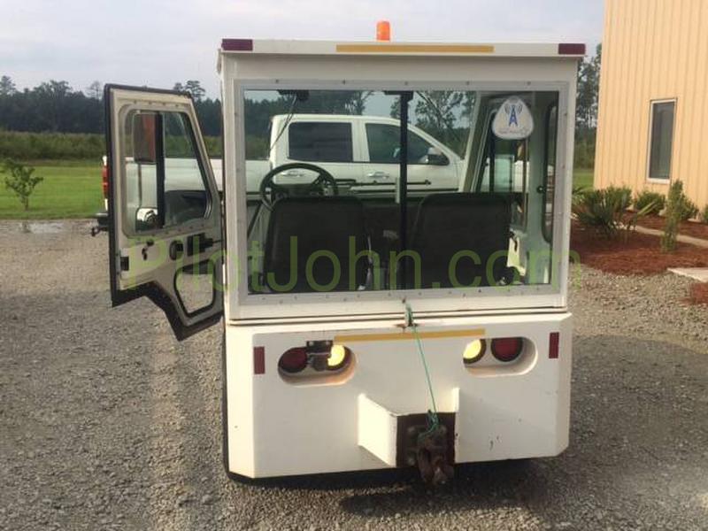 Used Tug M1A60 Aircraft Tow Tug / Tractor | Pilot John