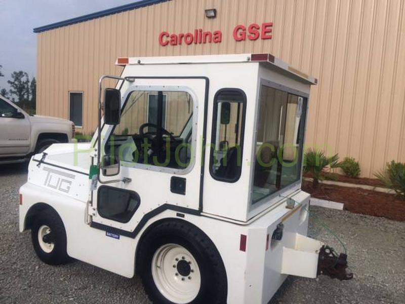 Used Tug M1A60 Aircraft Tow Tug / Tractor | Pilot John