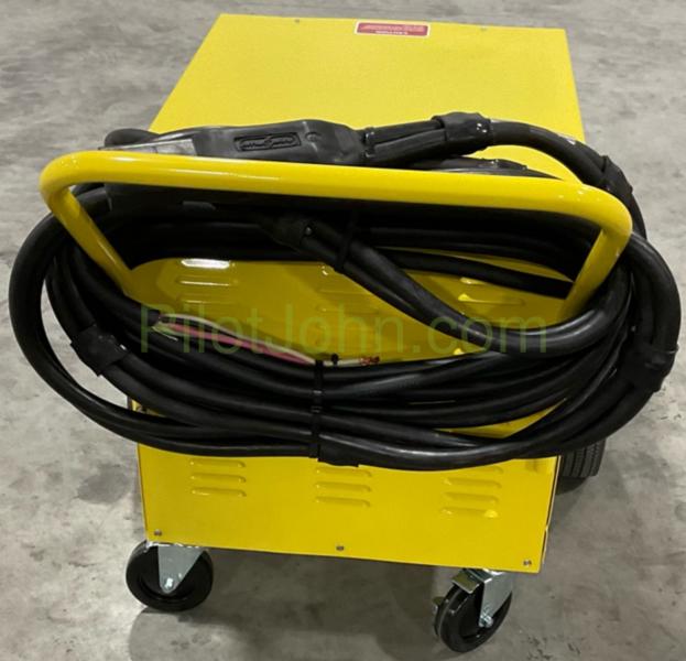 Used Foxcart PR-2400-T7 28V DC GPU | Pilot John