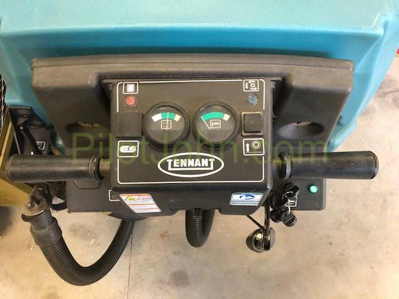 Used Tennant 5700 Industrial Strength Floor Scrubber | Pilot John