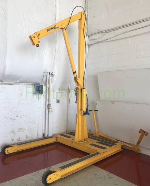 Used Tronair 04-6152-5011 Aircraft Hydraulic Utility Crane | Pilot John